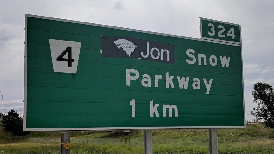 Ontario highway exit sign name changed to 'Jon Snow Parkway' - Toronto ...