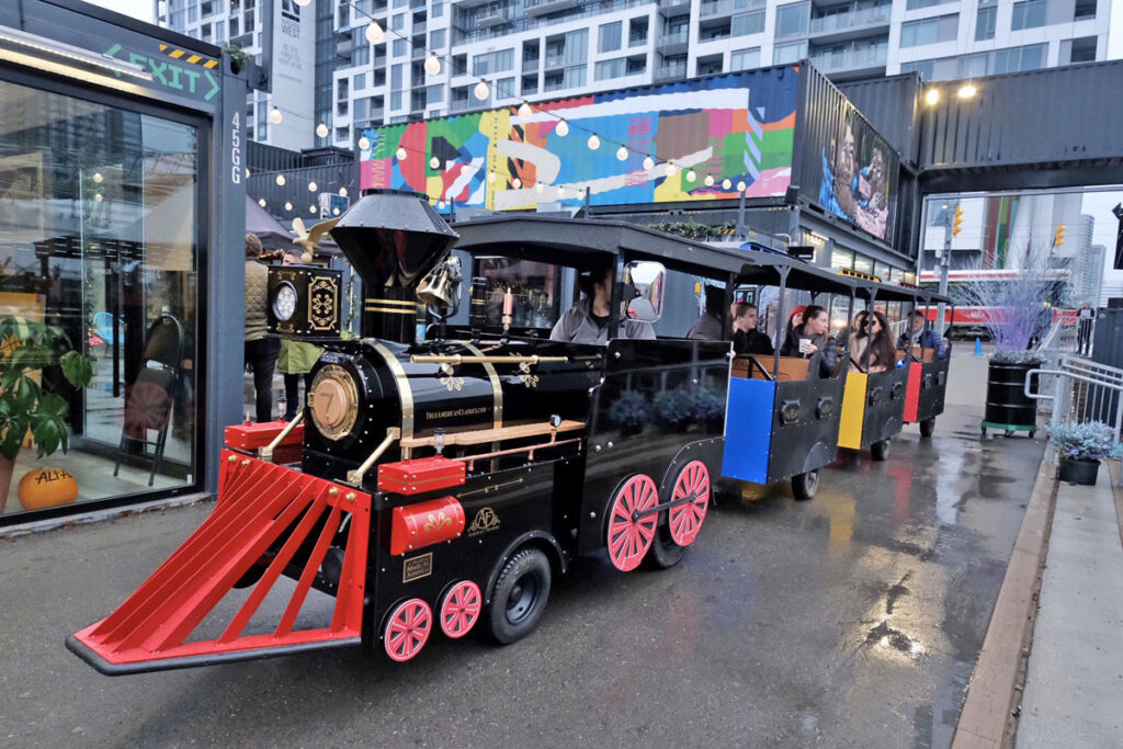 Holiday Hills festival at Stackt Market (picture gallery) - Toronto Times