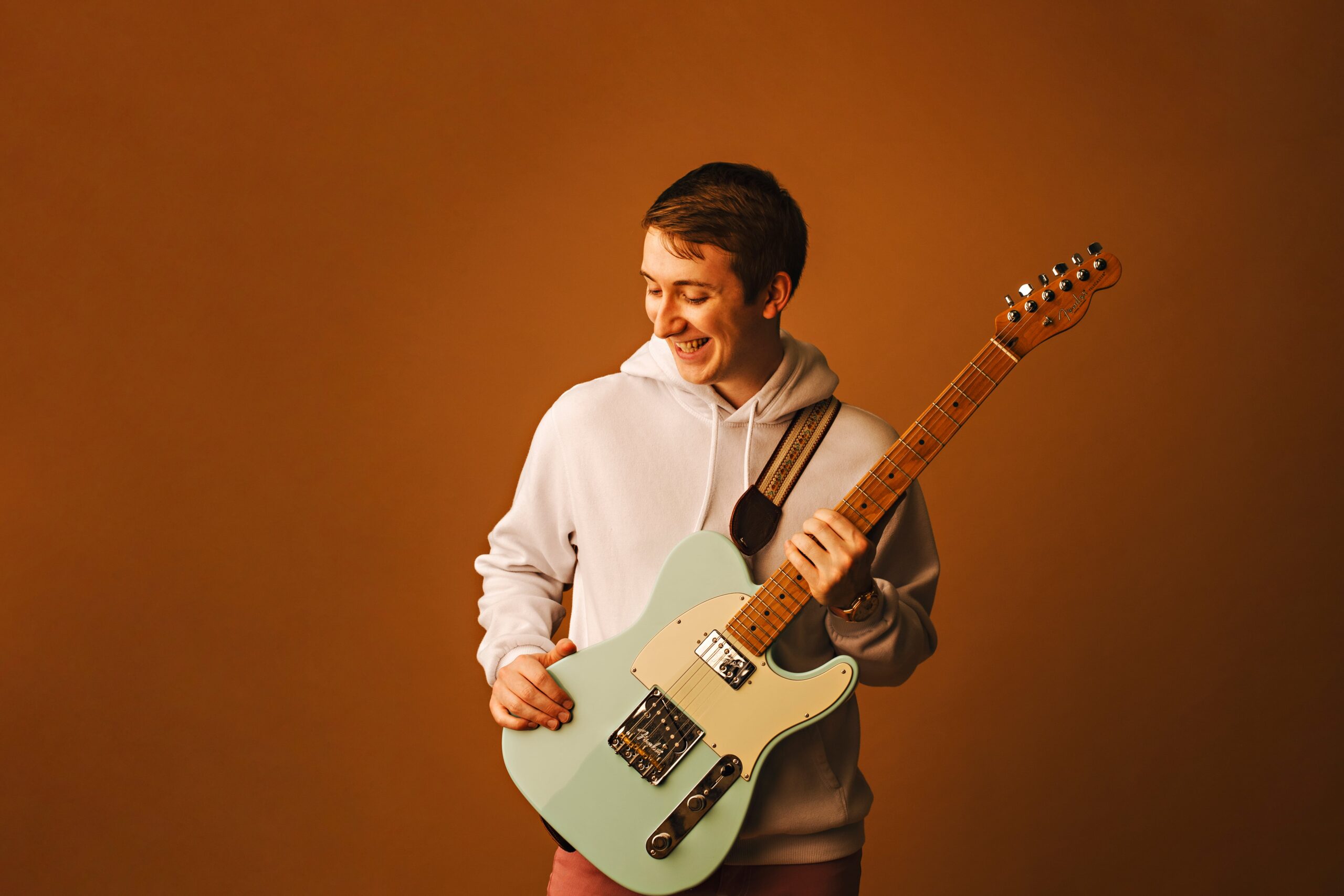 Toronto singer-songwriter Sean Bertram releases Sophomore, Self-Titled ...