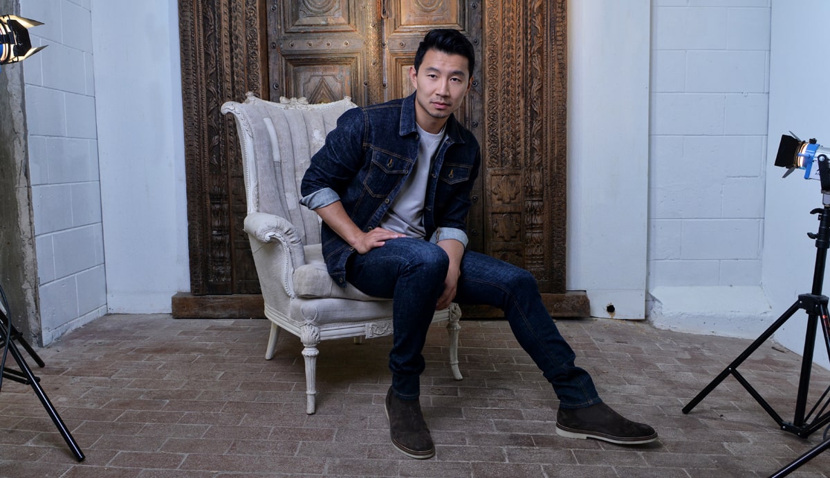 Mississauga marvel actor Simu Liu is going to host Saturday Night Live ...