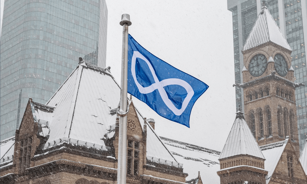 City of Toronto raises Métis flag at City Hall to honour Louis Riel Day ...