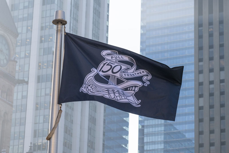 Toronto Argonauts touch down at City Hall for 150th anniversary flag ...