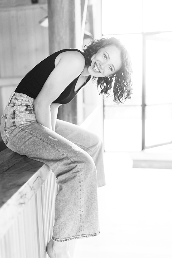 Natalie MacMaster & Donnell Leahy's Daughter goes viral on fiddle