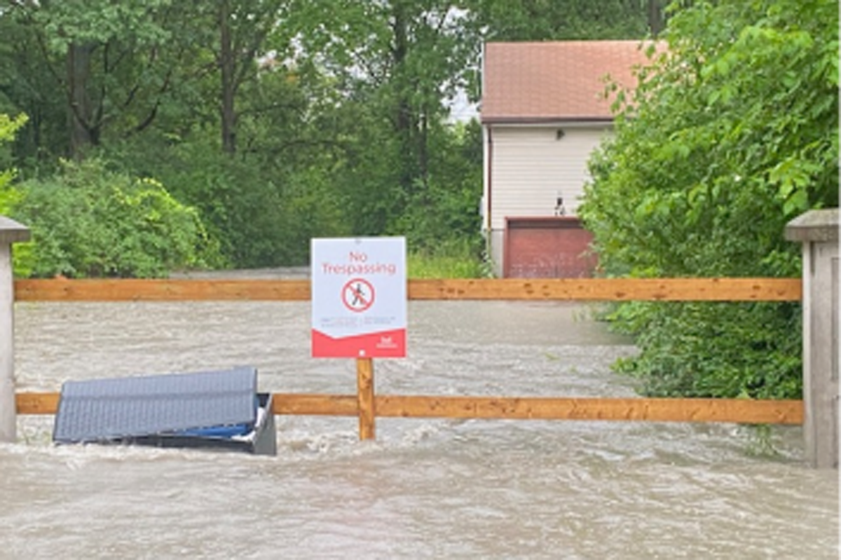 Heavy rain causes flash flooding around Mississauga - Toronto Times