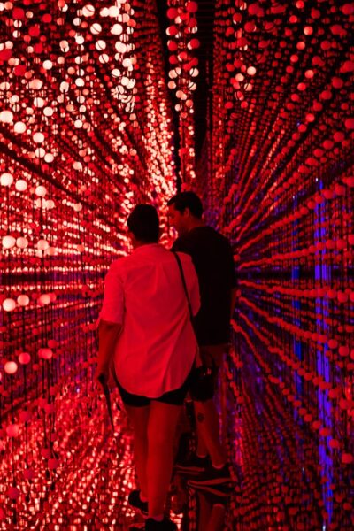Bubble Planet Immersive Experience Makes Canadian Debut - Toronto Times