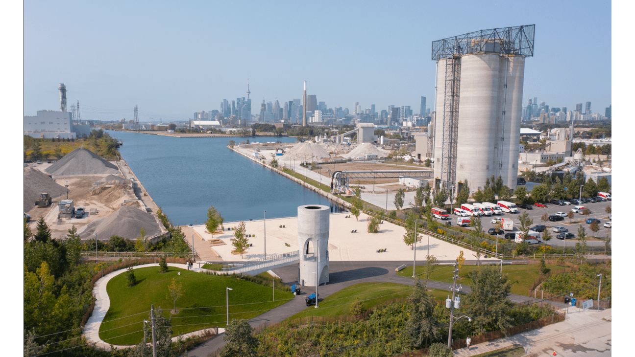 Toronto's new artificial beach park features stunning views - Toronto Times